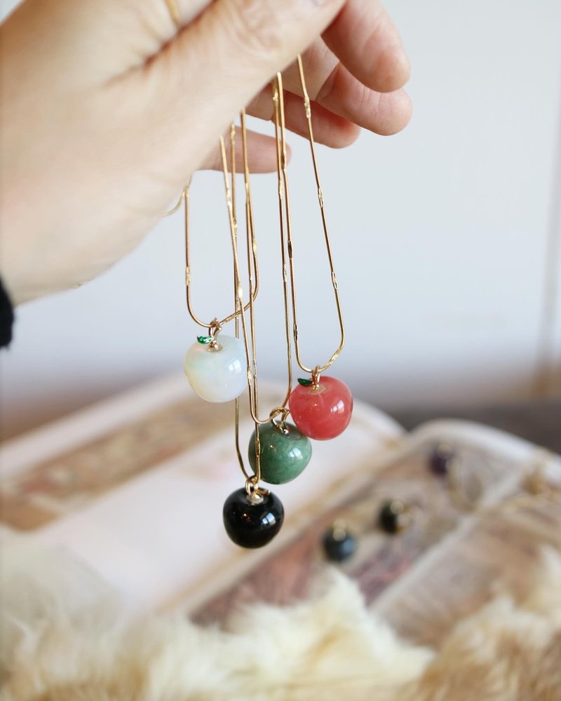 りんごネックレス Hachi｜項鍊人氣榜 - Pinkoi